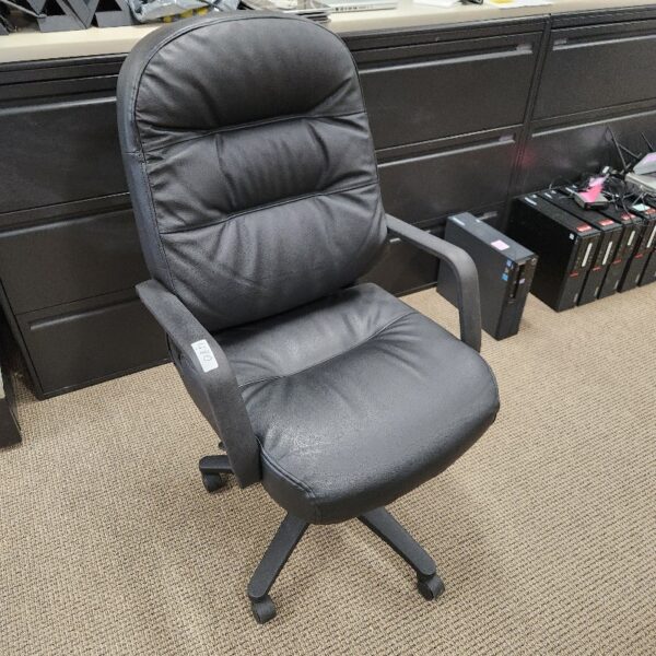 L480- Hon leather office chair - Leftover Treasures