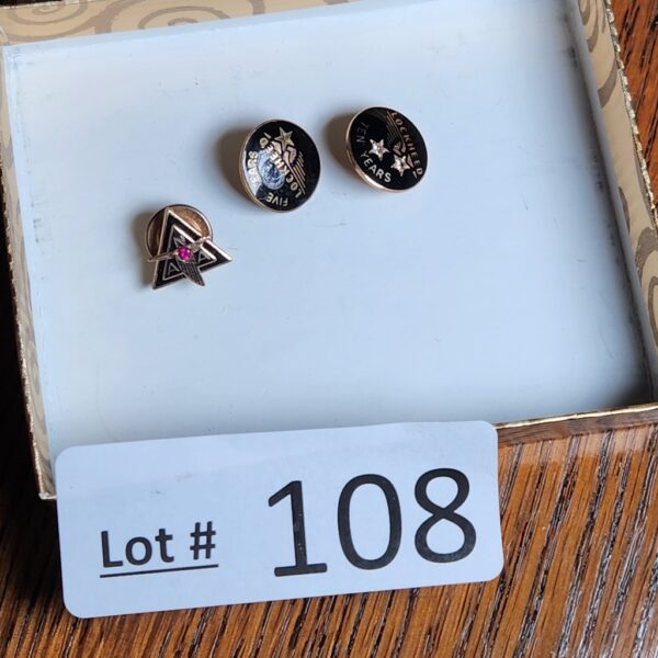 pa108- Lockheed, NAA Service Pins - Leftover Treasures