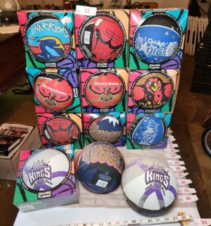v32- Vintage Spalding Team Basketball Collection. Bulls, Warriors ...