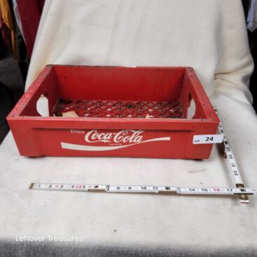 b24- 1970s red plastic Coca-Cola soda pop bottle carrier crate ...