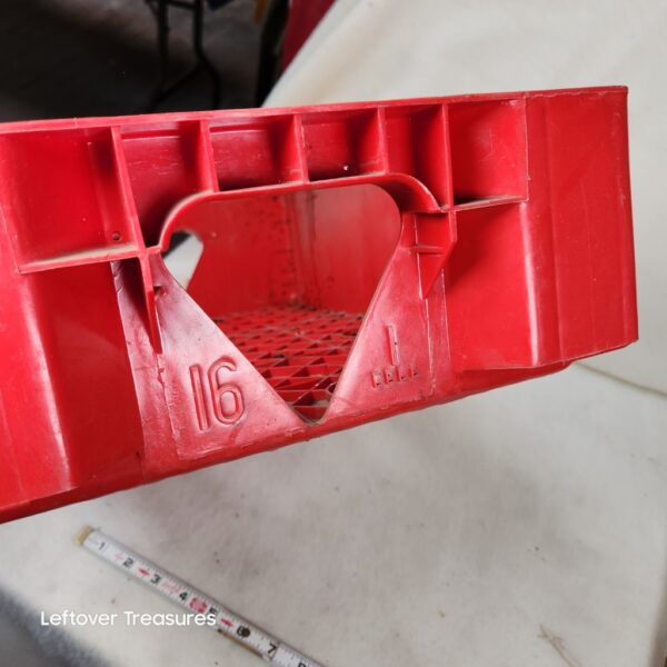 b26- 1970s red plastic Coca-Cola soda pop bottle carrier crate ...